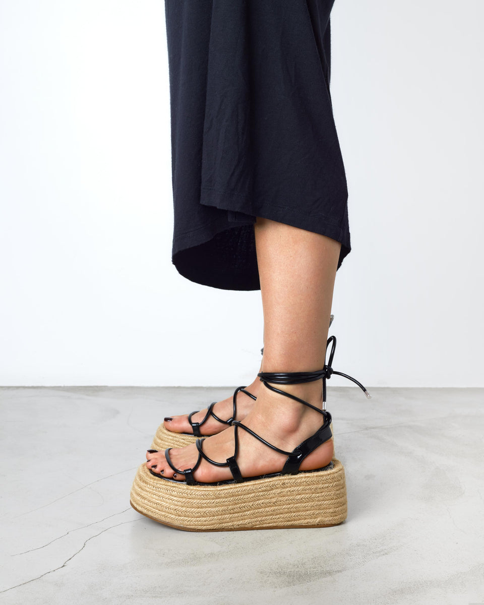 NALA NEGRO – MIM Chile